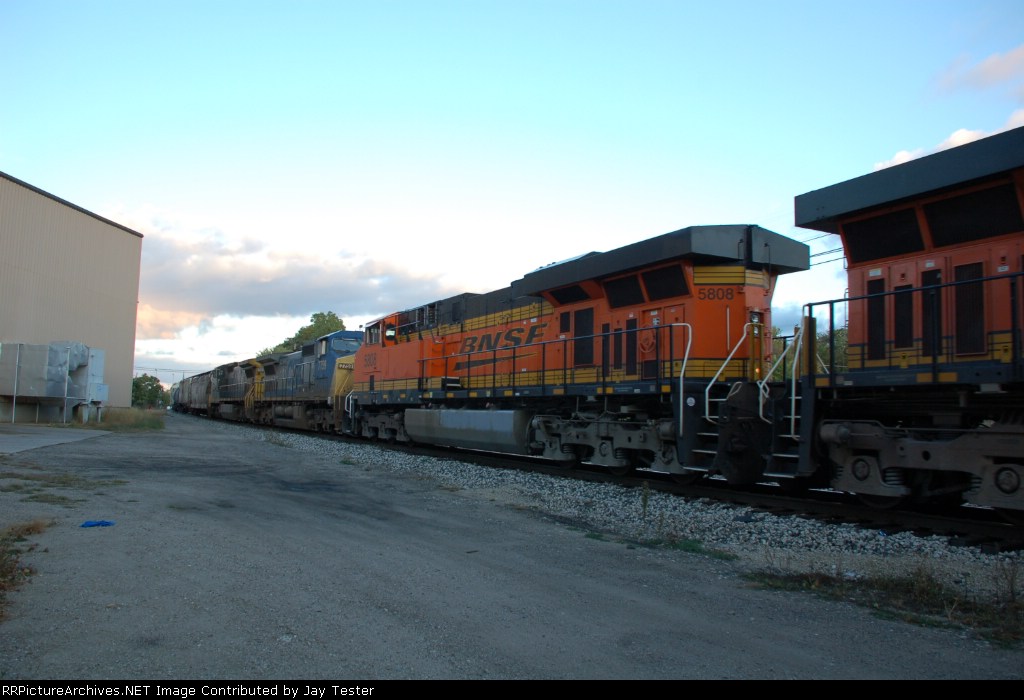 BNSF 5808